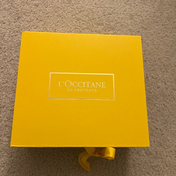 L'OCCITANE | Bath & Body | Loccitane Gift Set | Poshmark
